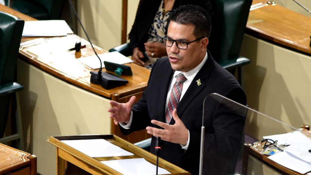 Law strengthened to ban electronic devices in prison