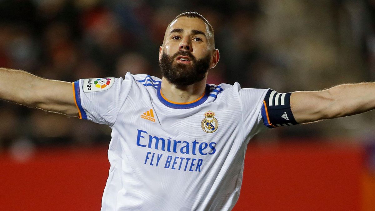 ‘Big Balla’ Benzema shoots Madrid ten points clear with win