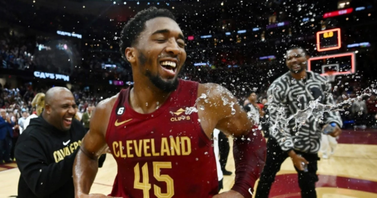 Mitchell drops 40 points to sink Celtics in overtime