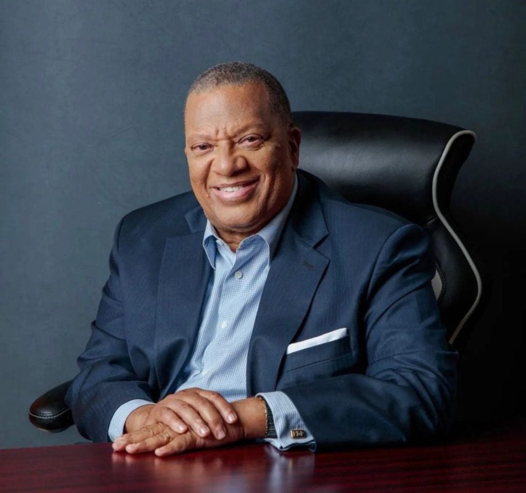 Dennis Gordon to take over from Dr. Peter Phillips