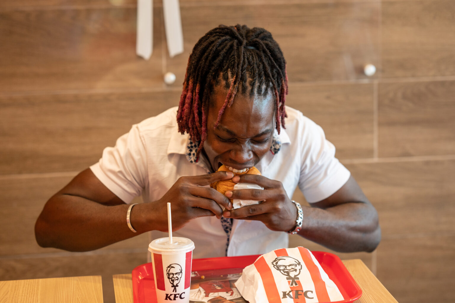 KFC hosts finger lickin’ Crispy BBQ Zinger influencer taste test