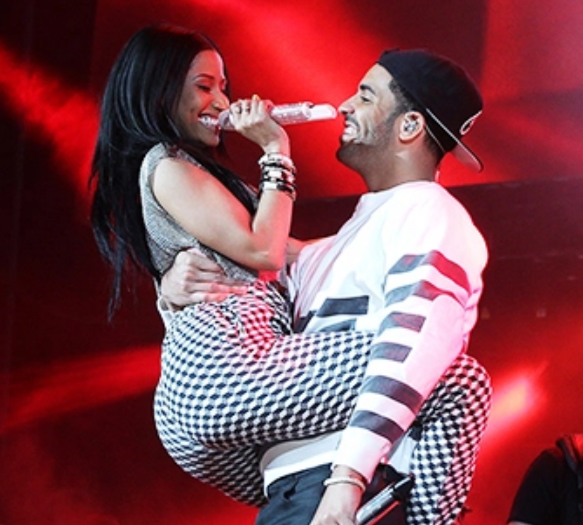 Nicki Minaj & Drake collab coming